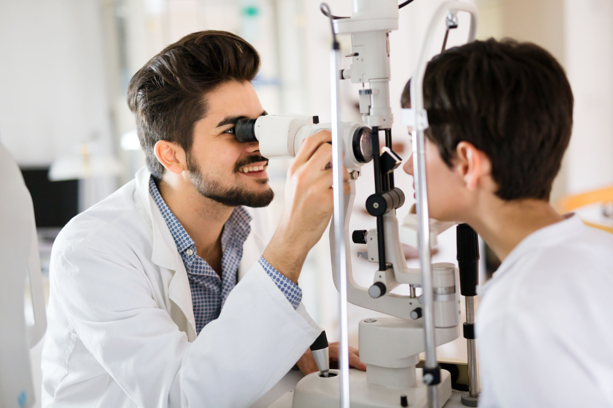 Who is an Optometrist? - The Dogood Press